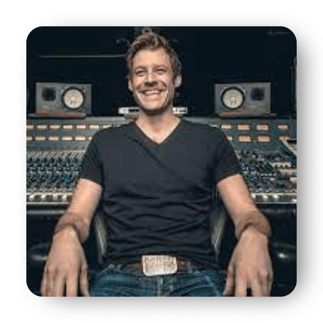 Cory Curtis - Singer Guitarist – The Phonix